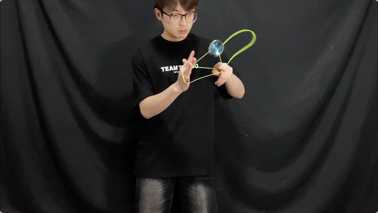 [YoYo Tutorial] Triangle Trick 5 - YouTube