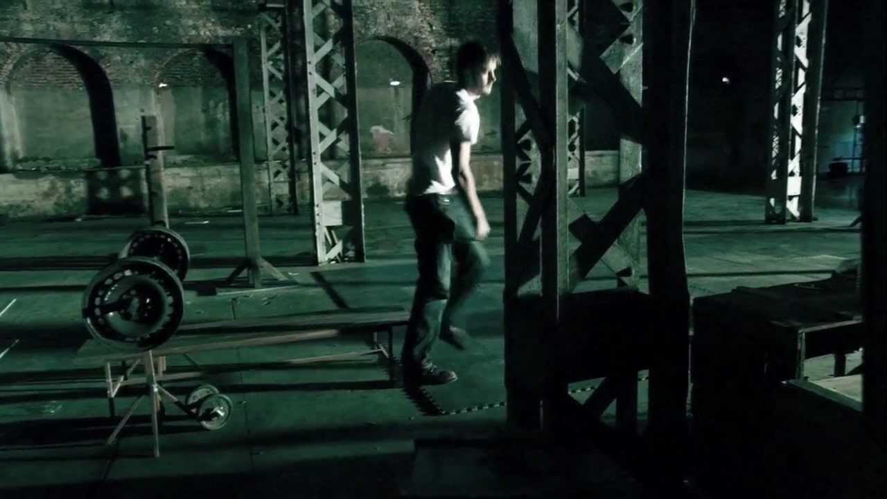 Matthew Bancroft Aston Martin Fight - YouTube