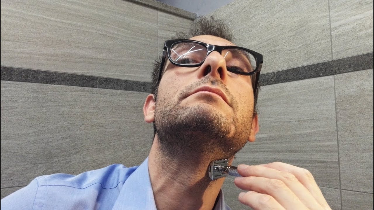 Il pelo incarnito, approfondimenti - YouTube