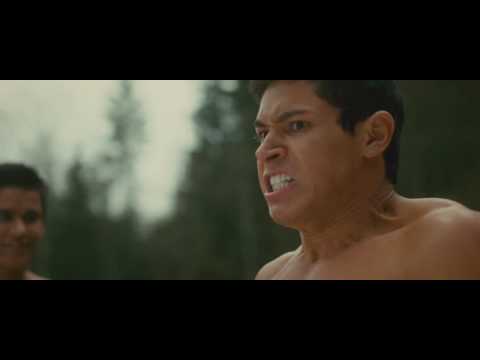 THE TWILIGHT SAGA: NEW MOON Clip "Jacob's Transformation" - YouTube