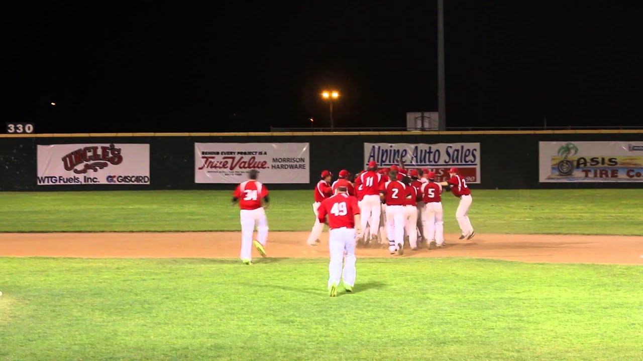 Tyler Heck's walk off single. (Courier Video: Bryon Garrison) - YouTube
