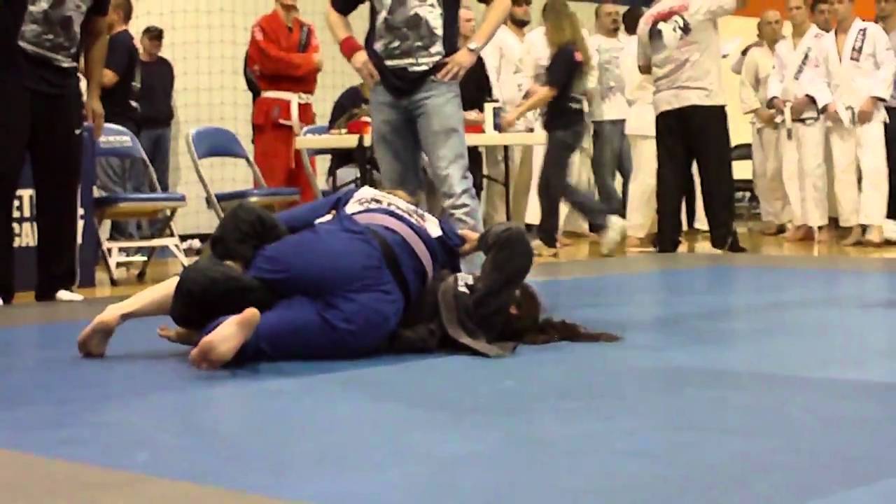 Ruff House BJJ Blue Belt Emily Thomas - YouTube