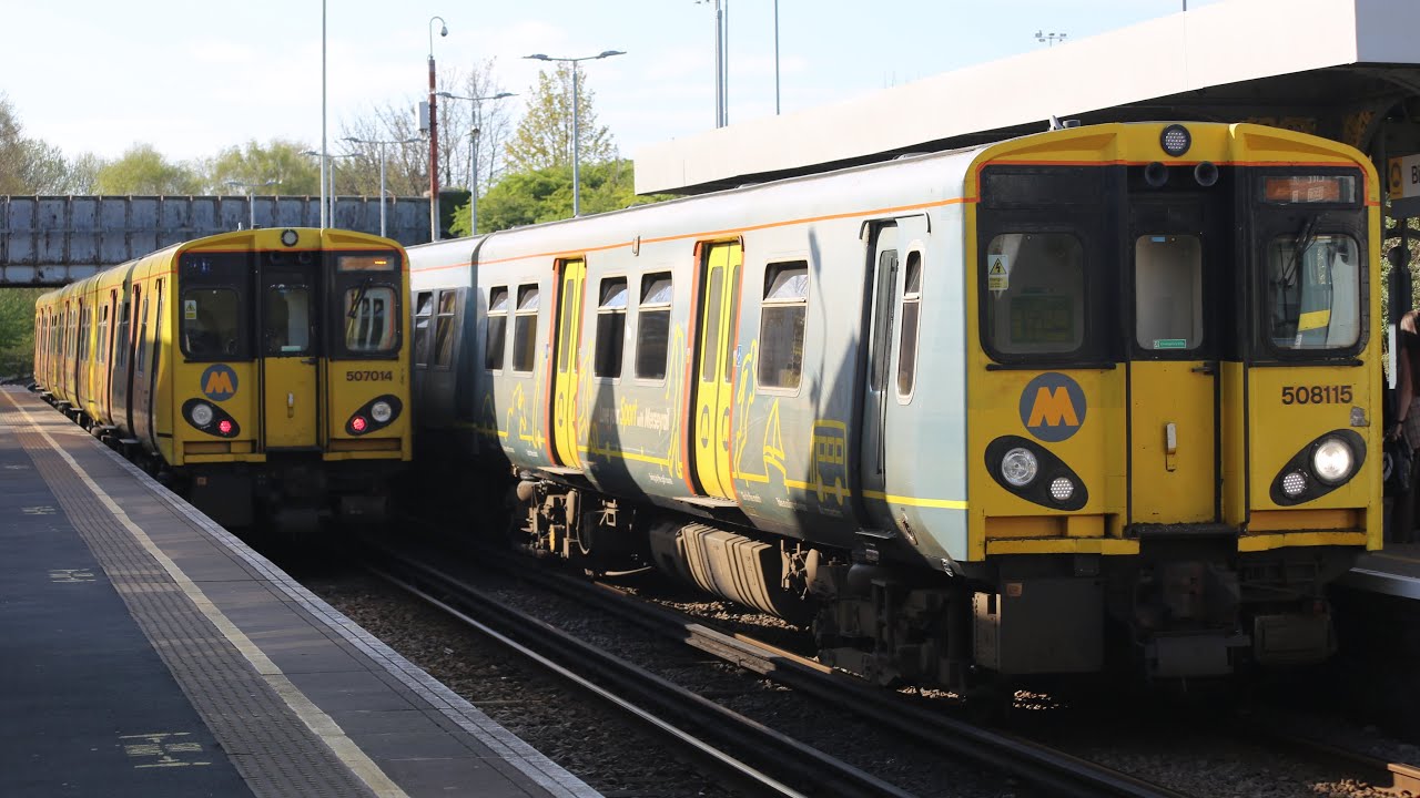 Trains At: Birkenhead North (18/04/22) - YouTube