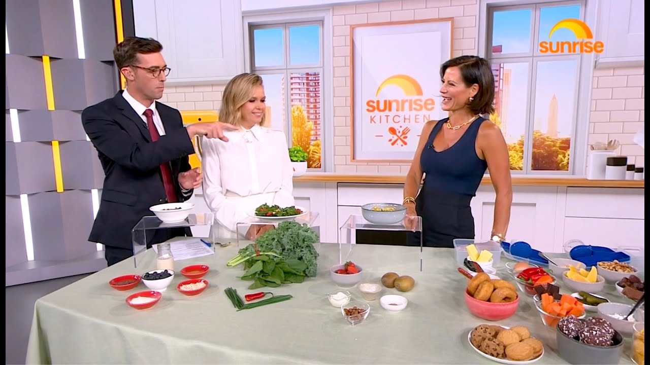 BREAKFAST FOR WEIGHTLOSS | SUNRISE | SARAH DI LORENZO - YouTube