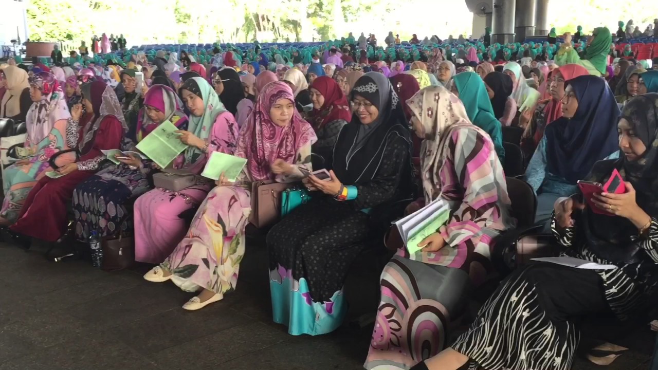 Spabsb Haflut Takharruj 2016 - YouTube