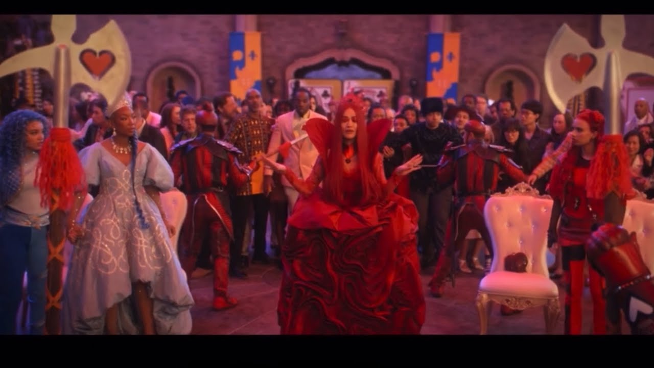 Descendants: The Rise of Red, The Queen of Hearts Coup - YouTube