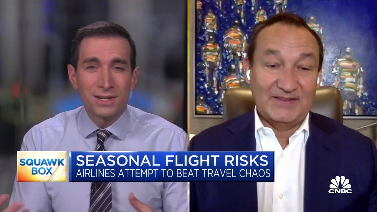Former United Airlines CEO Oscar Munoz on Thanksgiving travel season ...