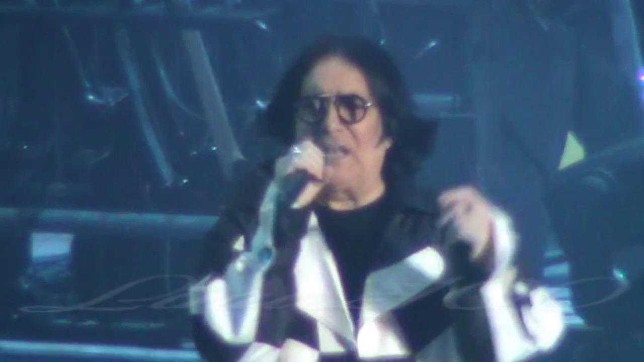RENATO ZERO"CERCAMI"(ALT IN TOUR LIVORNO 17.01.17)RENATO ZERO - YouTube