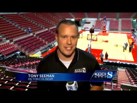 Hilton Magic! ISU knocks off #7 Michigan - YouTube