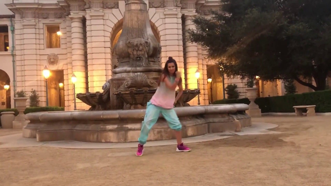 Mariam-Mari Hovhannisyan Beautiful Dance - YouTube