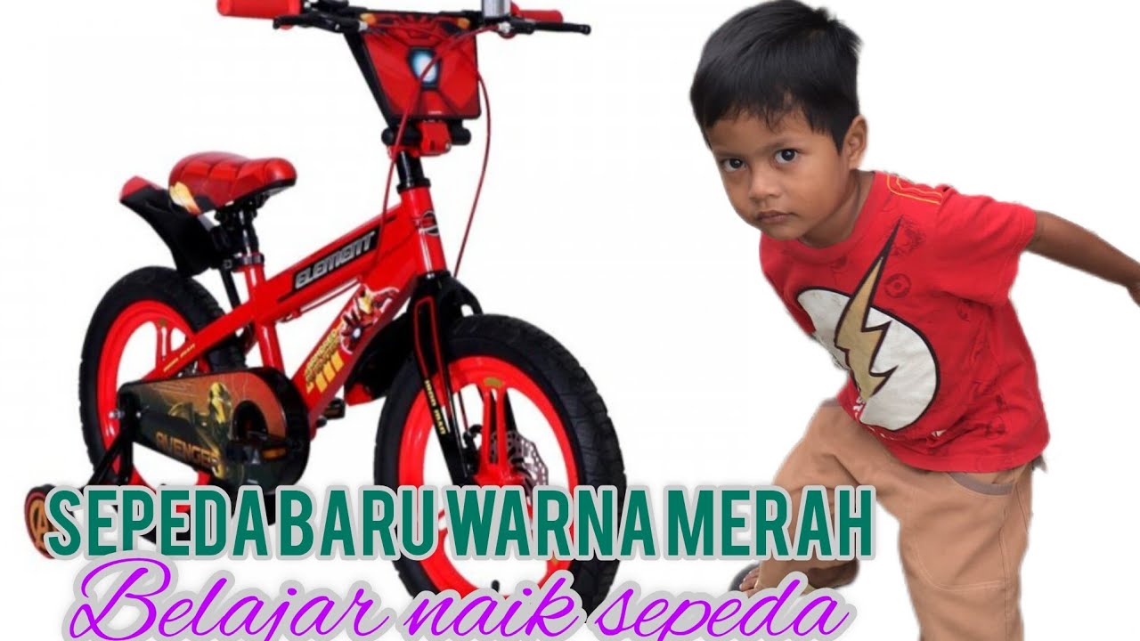 BELAJAR NAIK SEPEDA BARU//SEPEDA BARU WARNA MERAH RODA 4 - YouTube