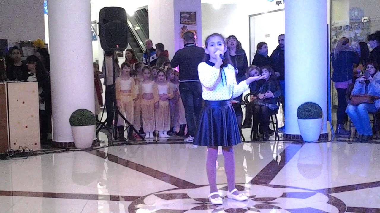 Sa fim copii-Iulia Mihai (cover) - YouTube
