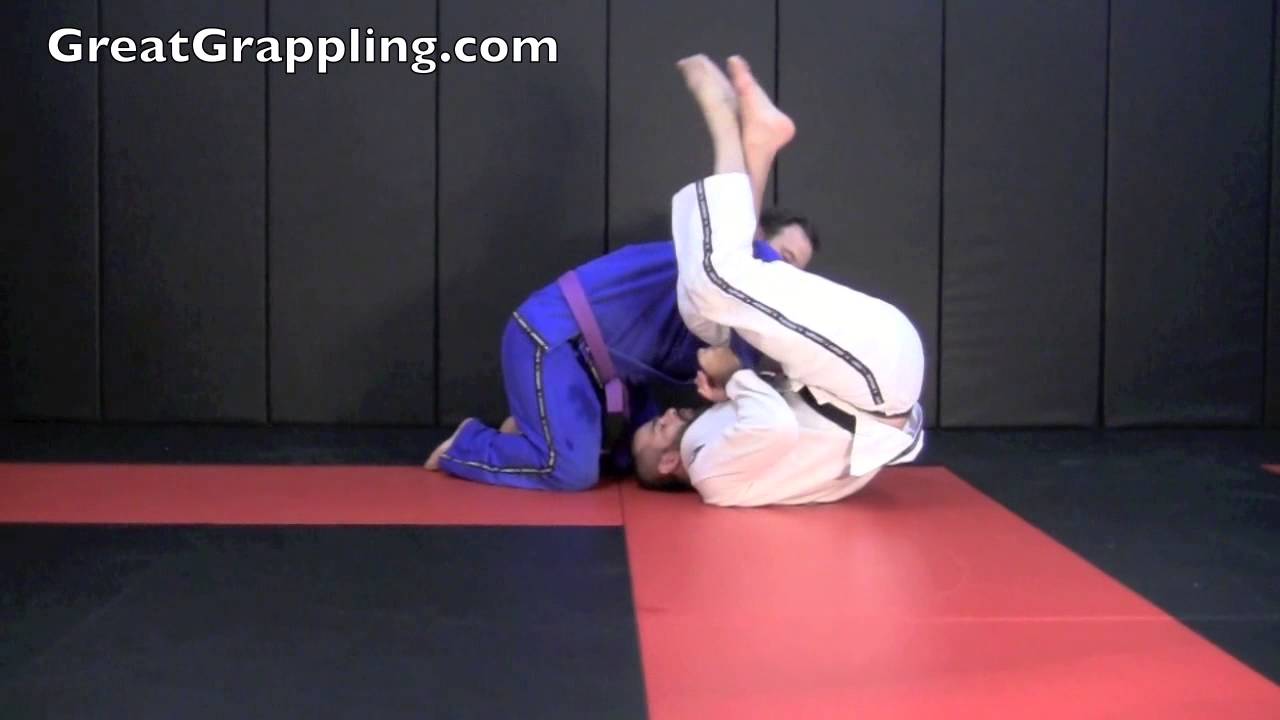 Leg Weave Sweep Half Omoplata to Sweep - YouTube