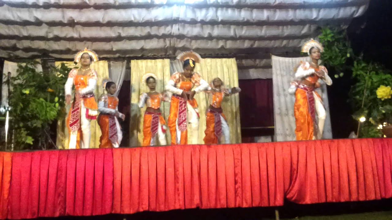 Pawara uthum puja dance - YouTube