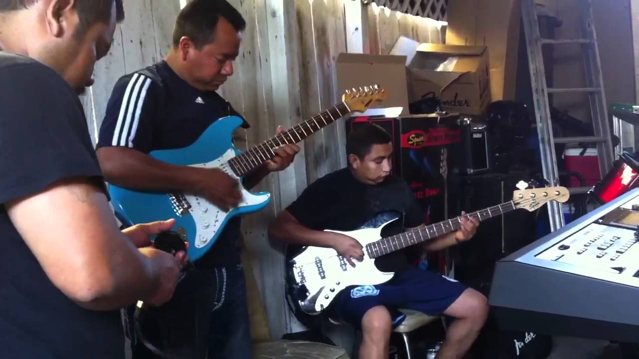 Vicky - Grupo Pasion Santa Maria para Guadalupe Tecola - YouTube