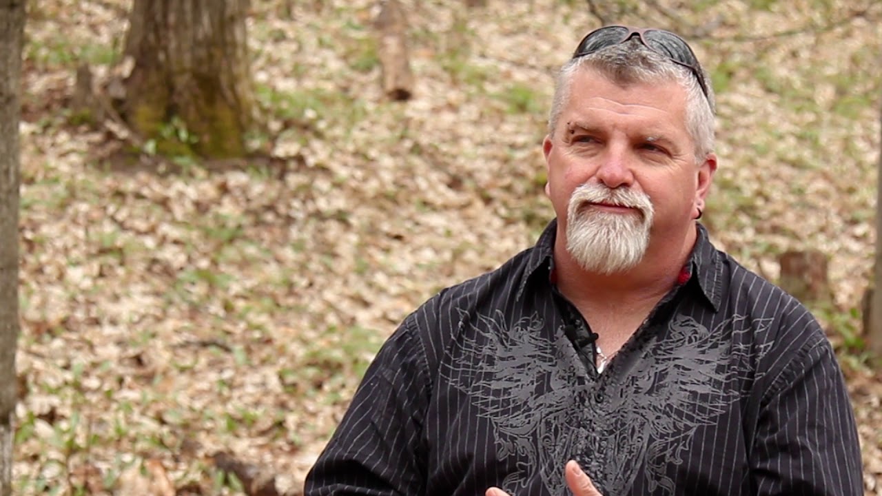 Artist Kaz McCue Talks About "A.M." - YouTube