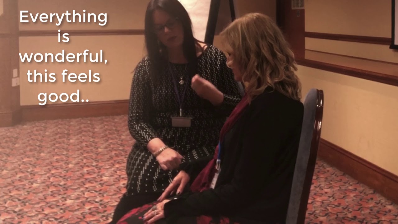 Hand levitation Induction of hypnosis - YouTube