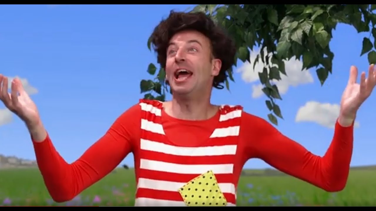 The Time Grandpa & Mrs Ostrich taught Roly Poly Ravioli to be a Clown ...