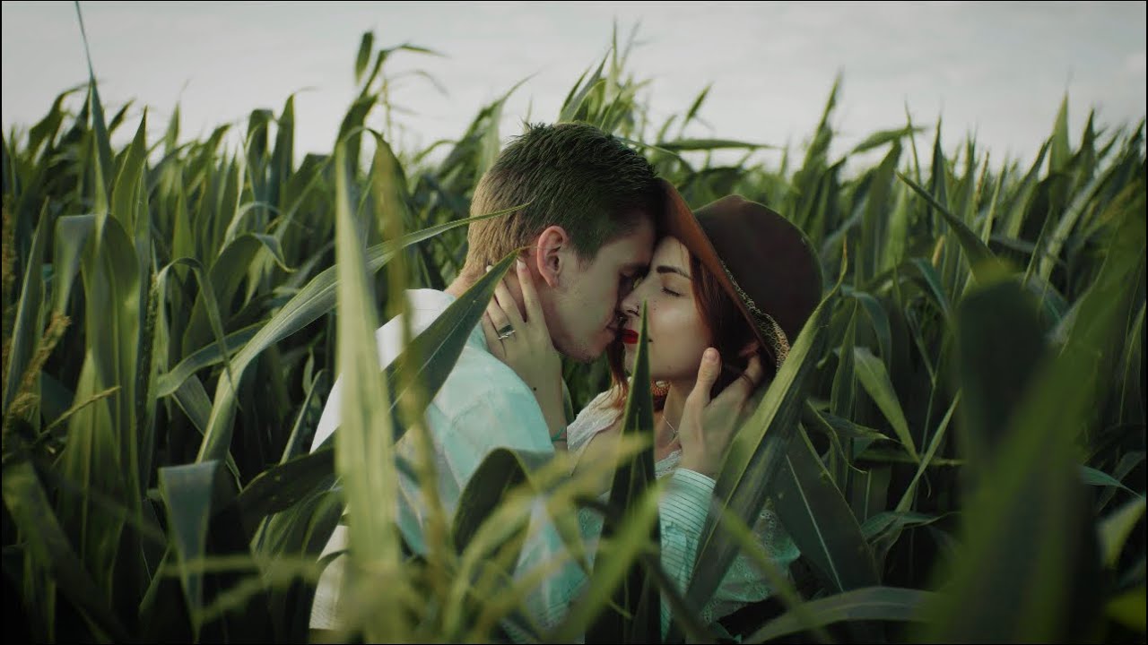 Alex Claudiu Anubis - Ce fericire (Official Video) - YouTube