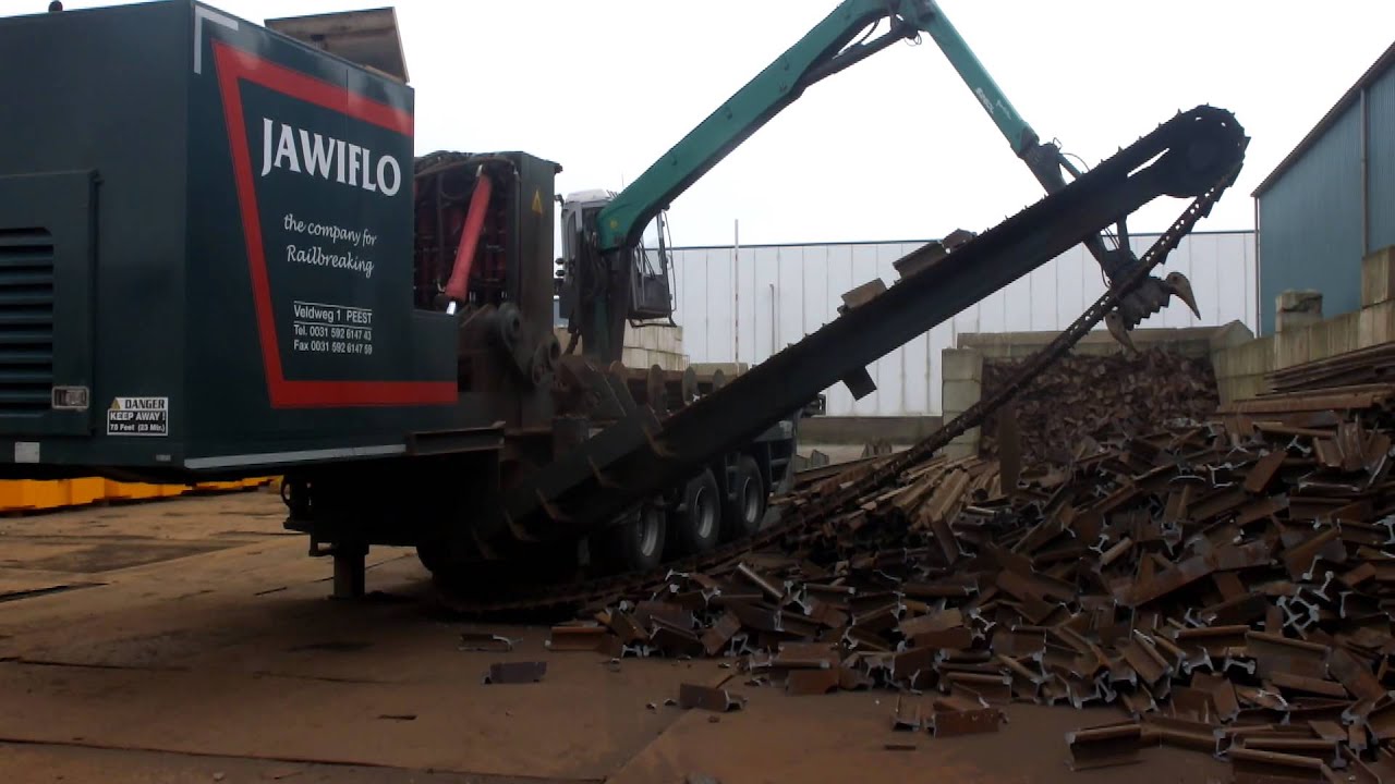 breaking rail rail breaker schienen brecher - YouTube