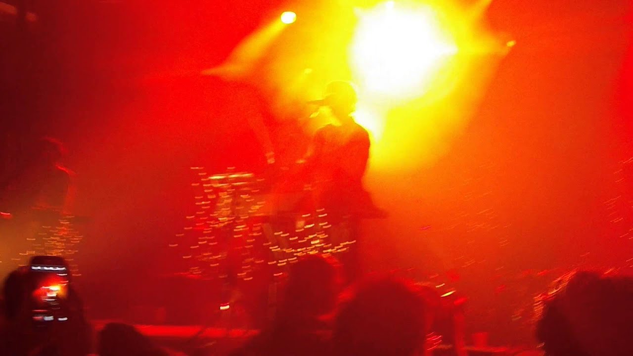 Washed Out - Belong Live @ Terminal 5 NYC - YouTube