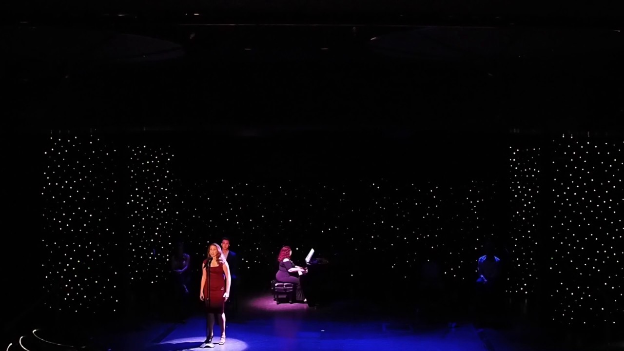 Lydia Hackett sings 'I Dreamed a Dream' from the musical Les Miserable ...