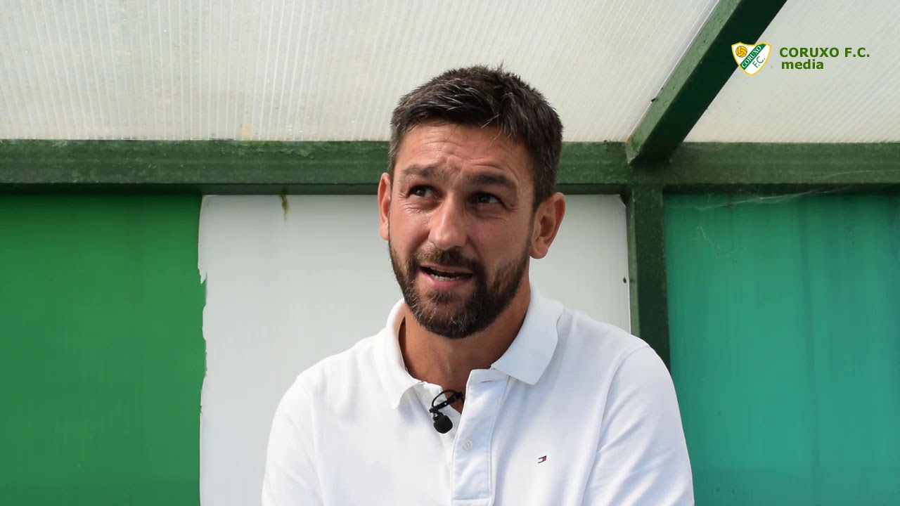 Entrevista Michel Alonso, entrenador Coruxo F.C. - YouTube