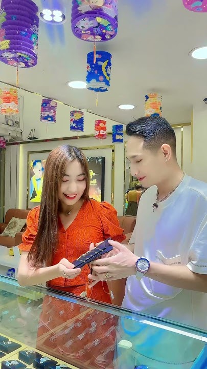 ကြည်နူးစရာ “လိုင်လီ” စိန်ဘုရင်မလေးတို့ ဇနှီးမောင်နှံလေး ️ Love Youtube