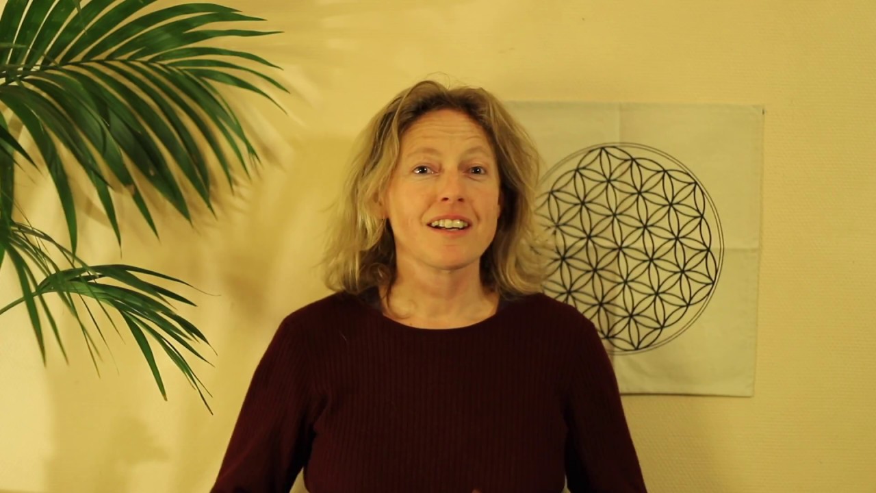Judith Basset "Naître à son Être" - YouTube