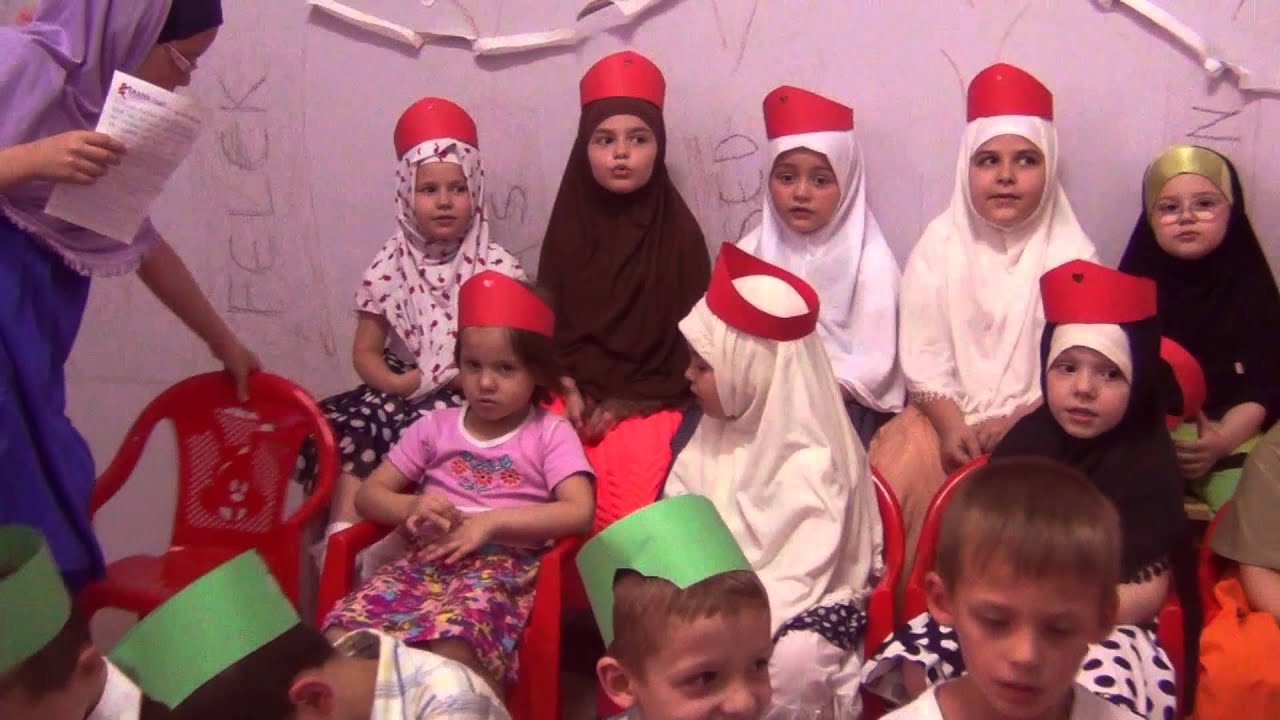 Ceremonia me rastin e perfundimit te vitit shkollor - "MILINGONAT ...