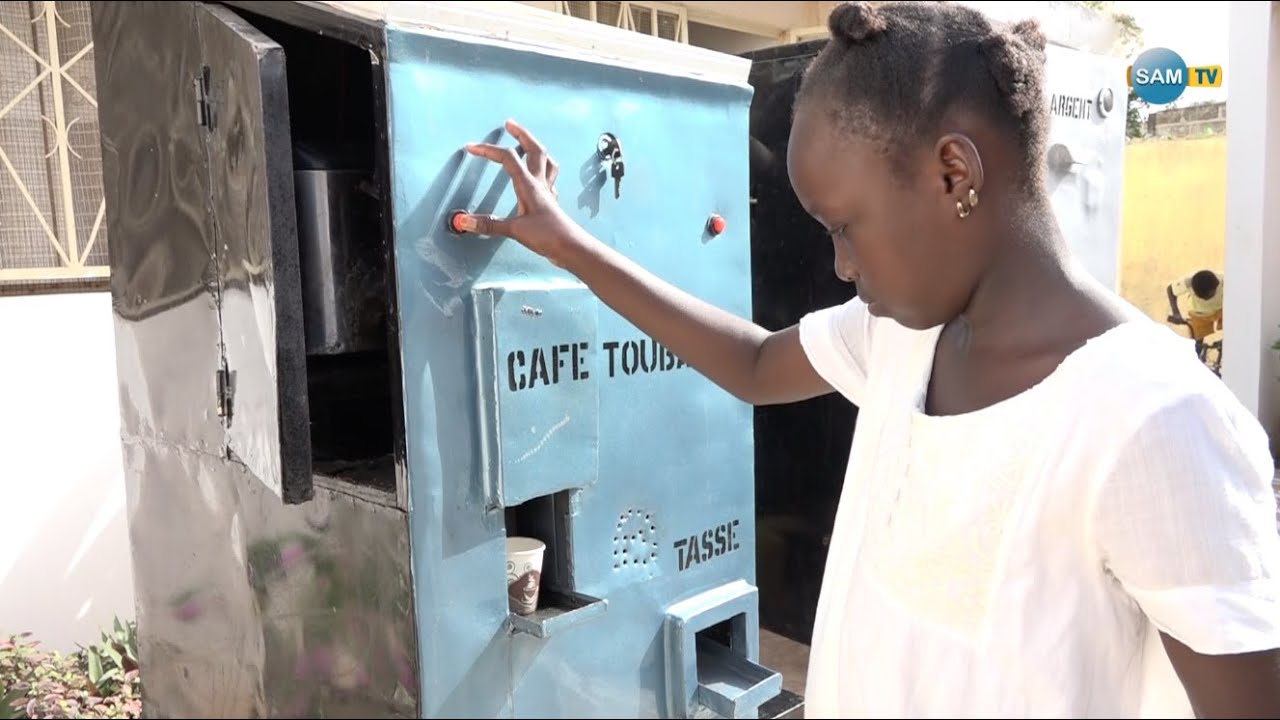 DÉCOUVERTE DE DEUX MACHINES DE DISTRIBUTION DE CAFÉ TOUBA - YouTube