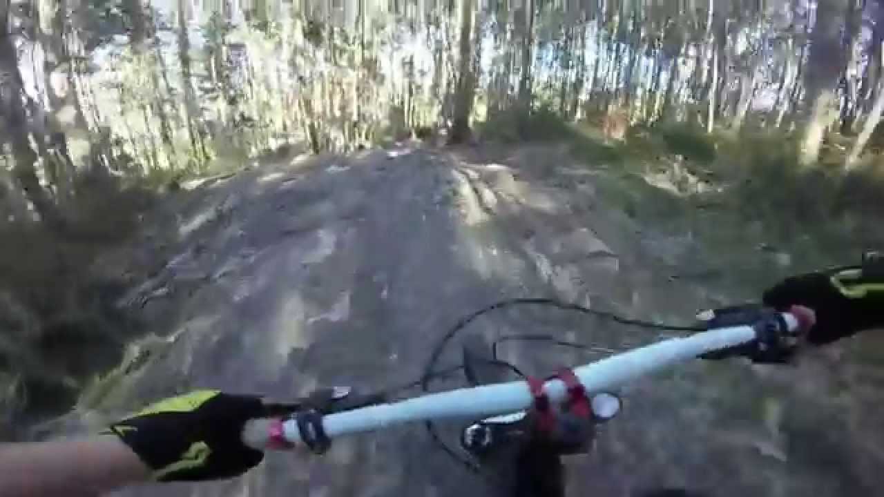 commencal mini dh supreme - YouTube