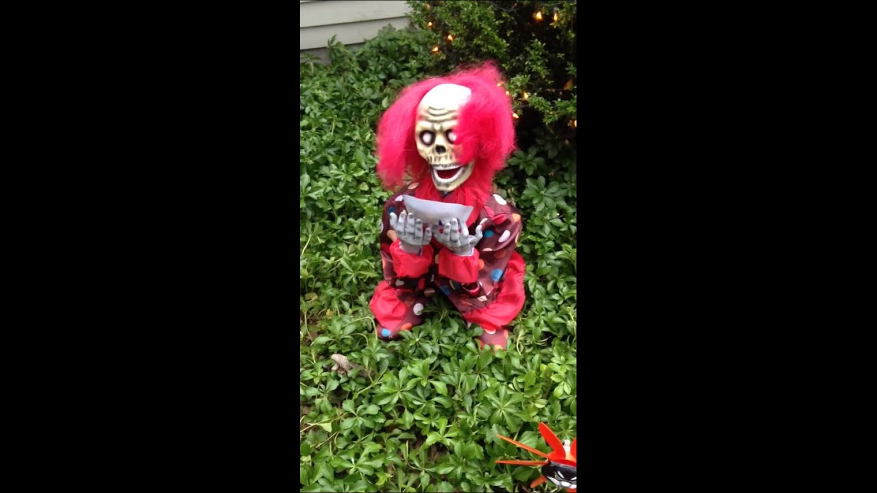 Face ripping clown - YouTube