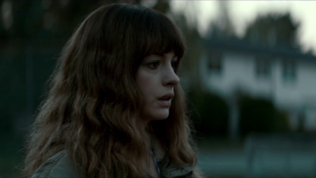 COLOSSAL - TV Spot On Digital HD - YouTube