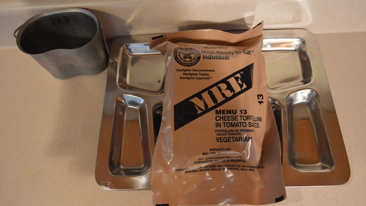 MRE Review: Menu 13 Cheese Tortellini Vegetarian (REVIEW) - YouTube