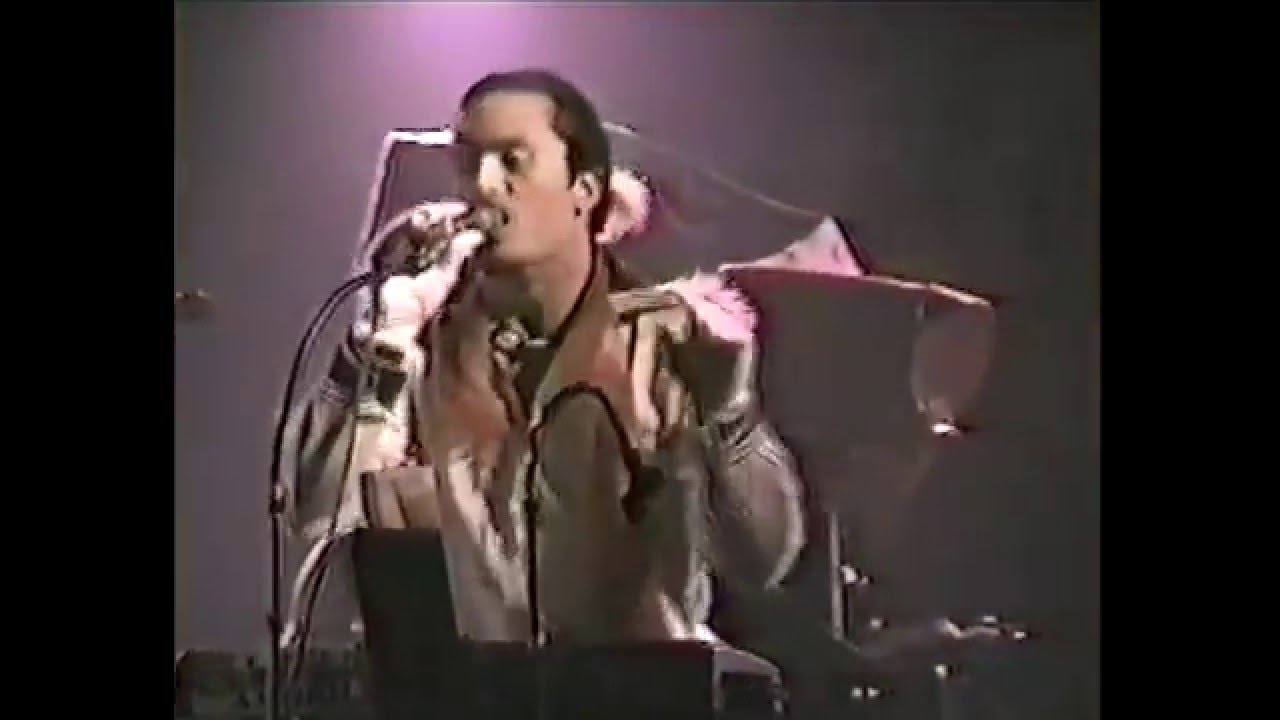 Mr. Bungle - Club Rio, Tempe, AZ, USA / Sno-Core Tour (2000) - YouTube