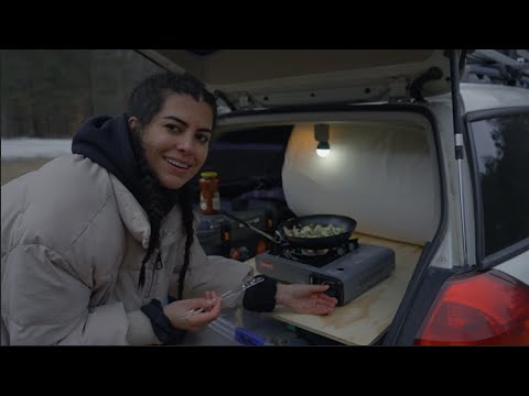COOKING DINNER IN MY CAR - YouTube