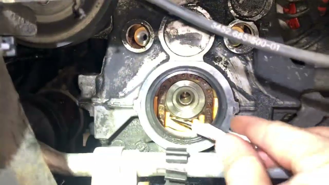 R56 Mini Loose Oil Pump Chain Imitating/Causing Death Rattle - YouTube