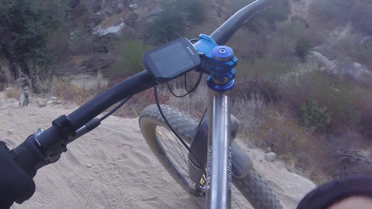 Reviewing tubeless tires riding a fully rigid Single Speed mountain ...