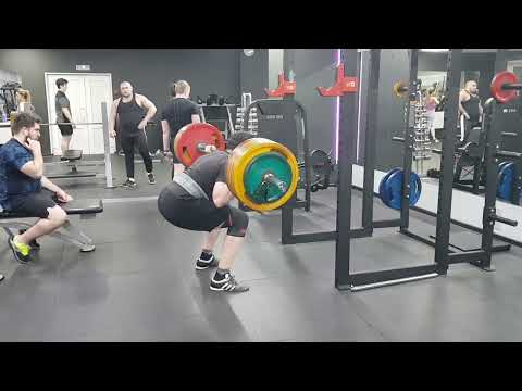 210кг на 6 раз