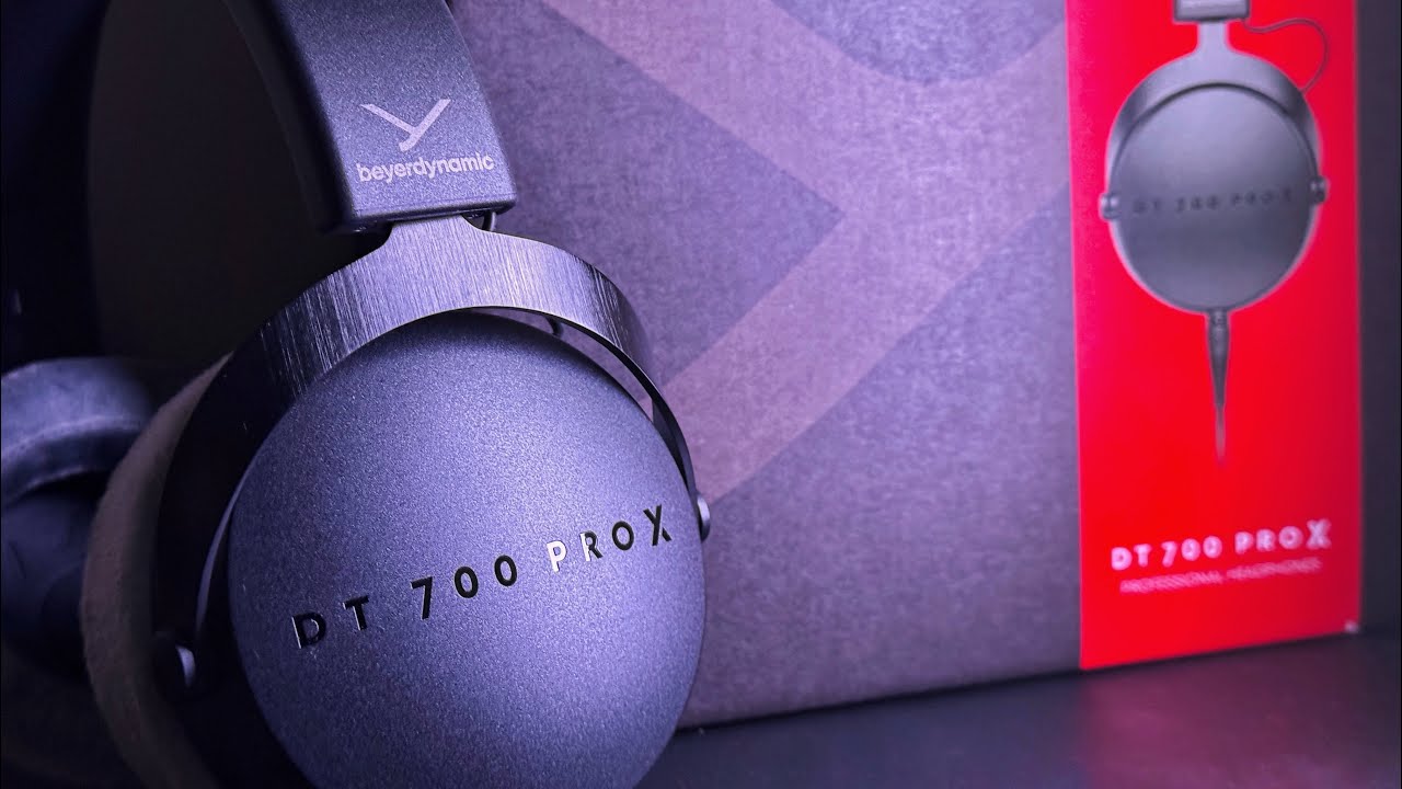 Beyerdynamic DT700 Pro X Unboxing - YouTube