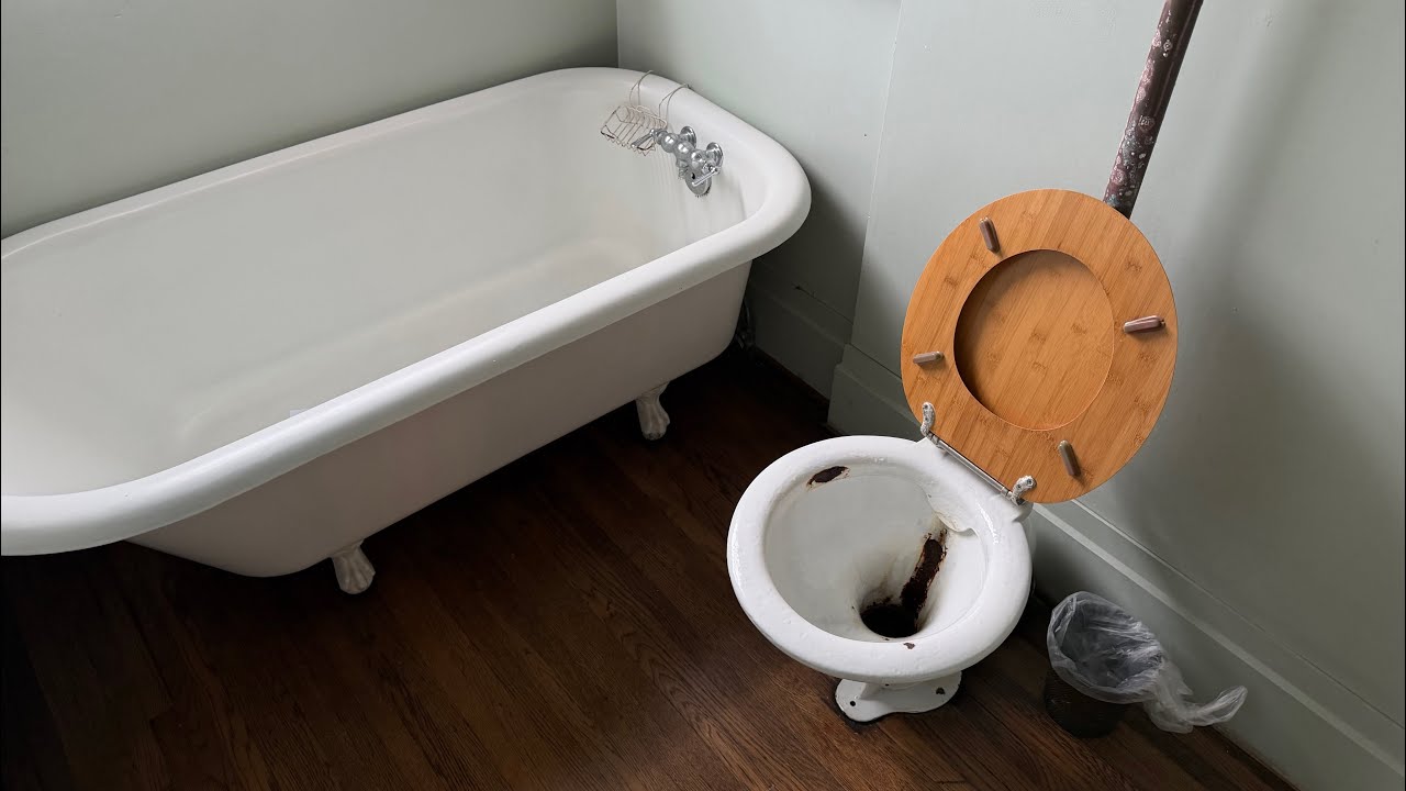 RARE! 1921 High Tank Vogel Toilet At A House! - YouTube