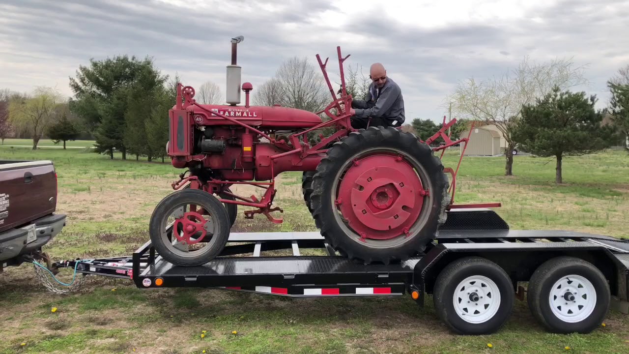 Buying a Farmall AV Tractor - YouTube