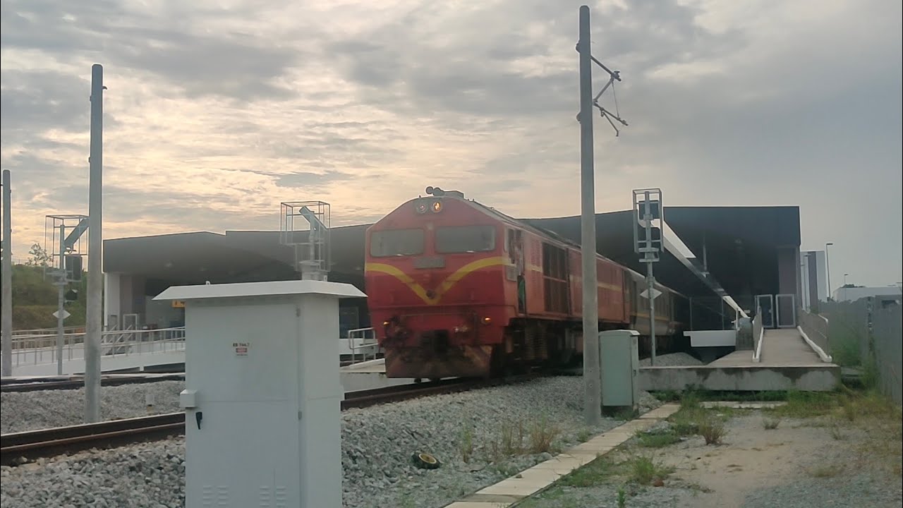 22/04/2025 | KTM Intercity | Southern Shuttle 42 departing Kempas Baru ...