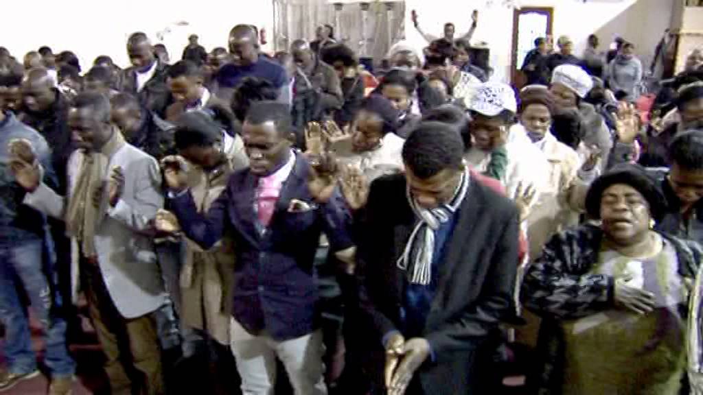 Frank Adu (3) Kingdom Annointing Prayer Ministry: Matorel - Spain - YouTube