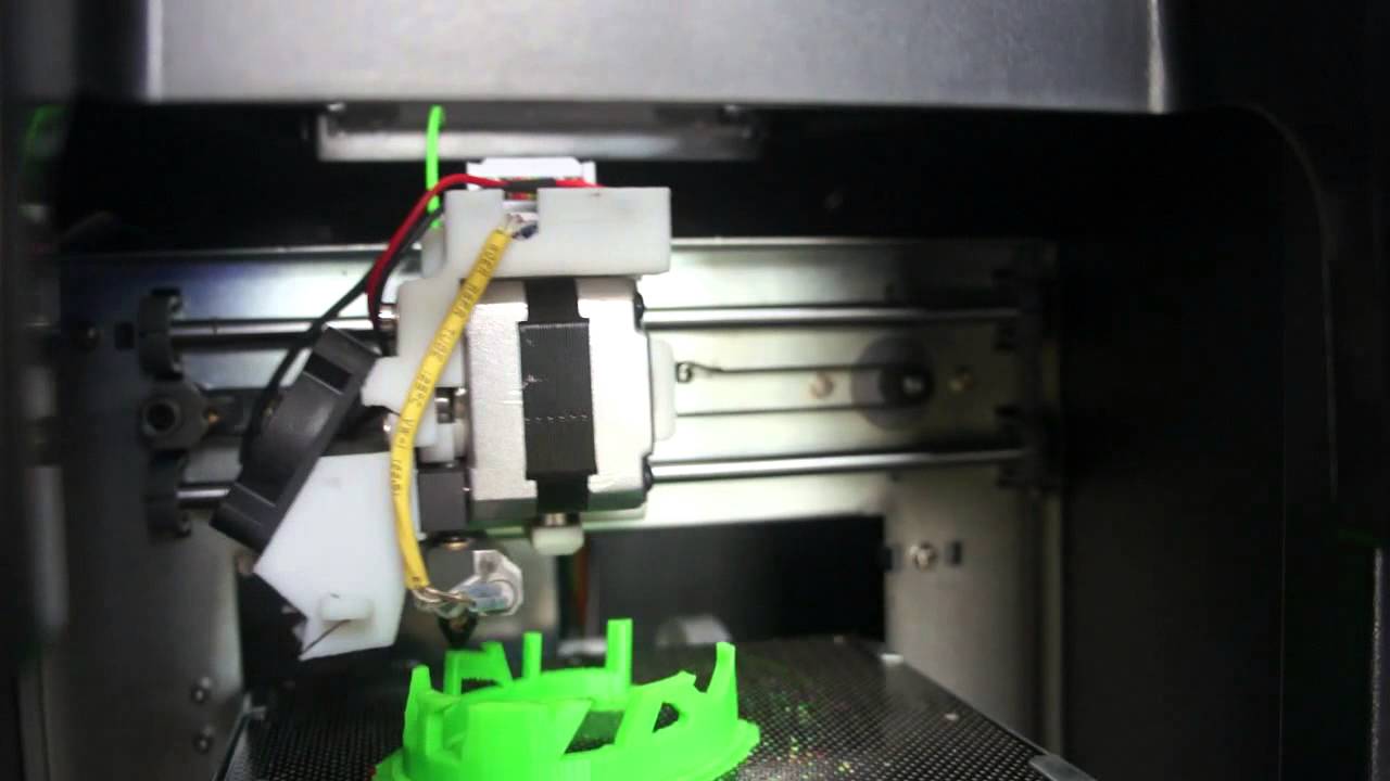 3d print in progress sped up - YouTube