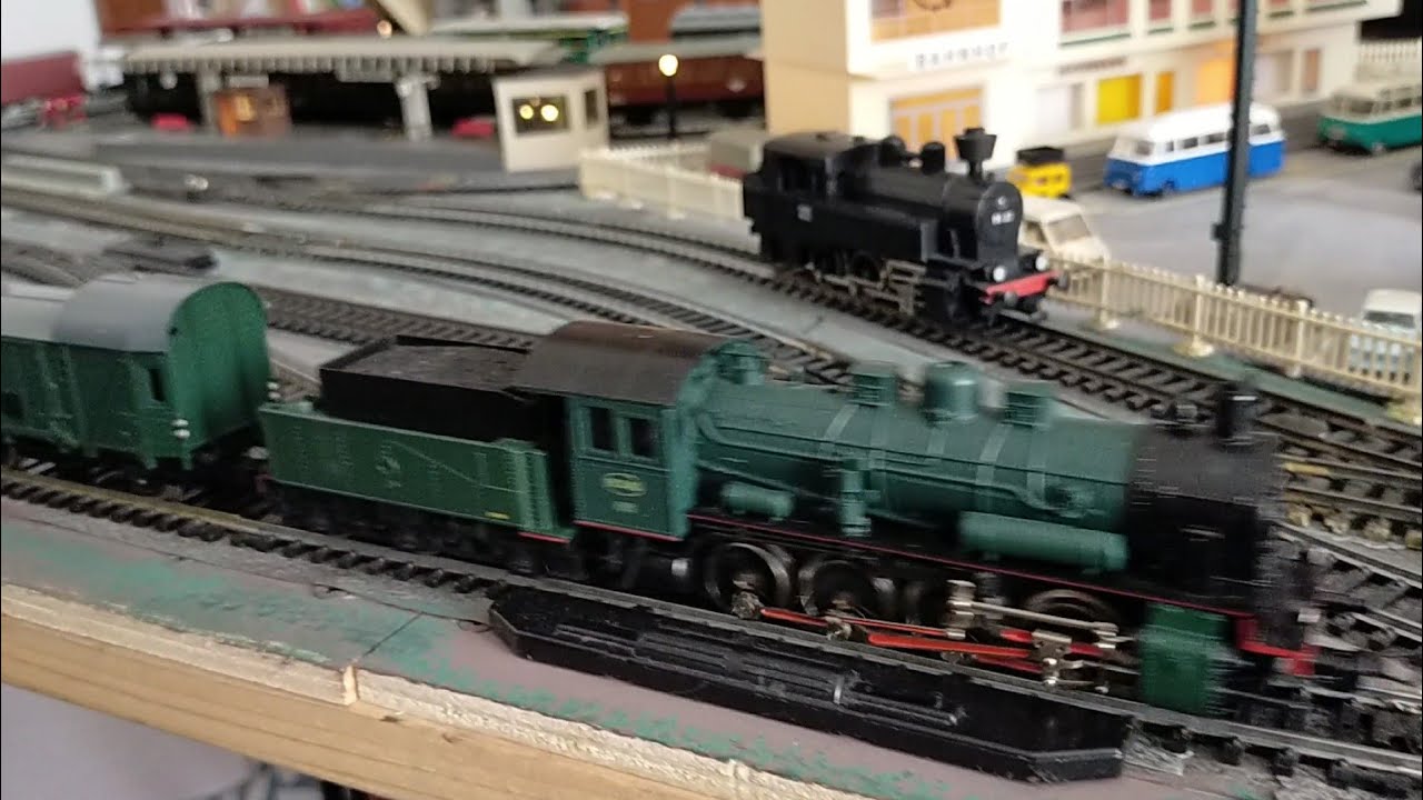 Brunel layout update during a goods train running session and some ...