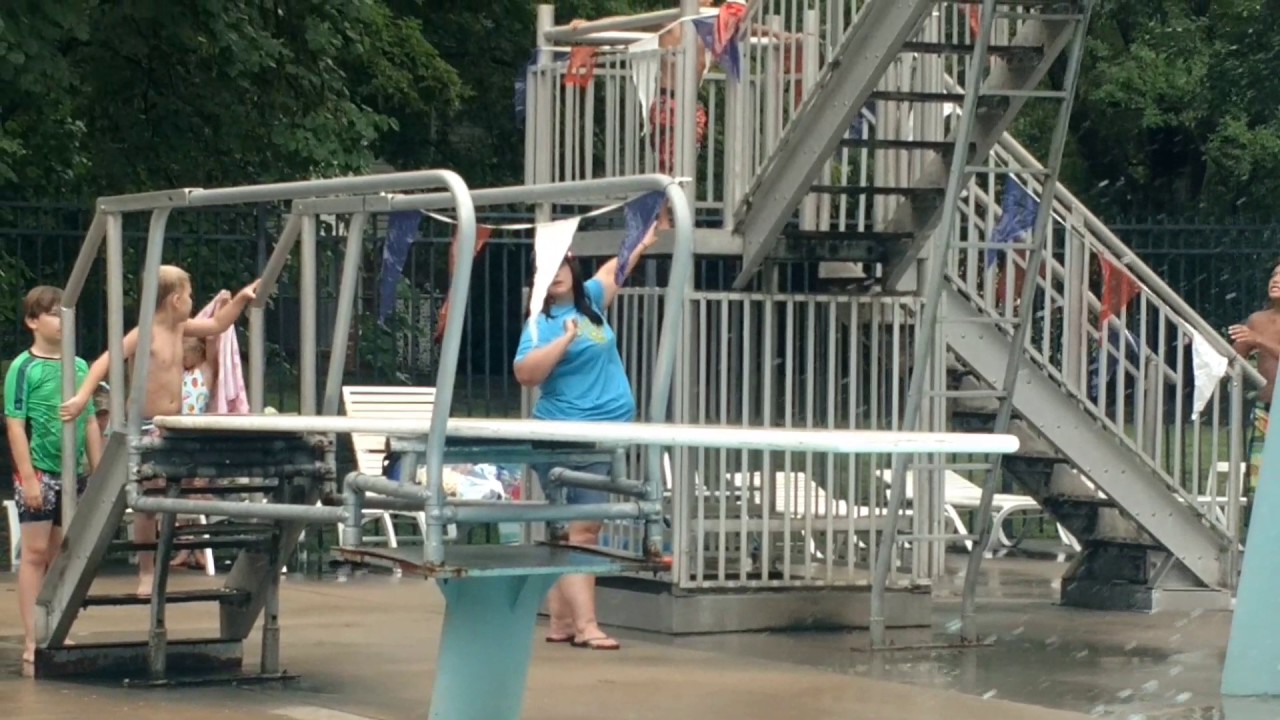 07042017 Sully in big splash contest - YouTube