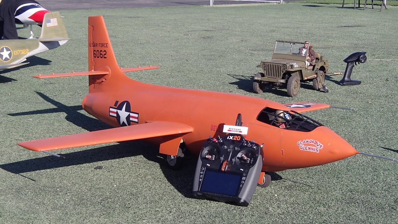 The Bell X-1 by Brent Hecht - MAIDEN FLIGHT! - YouTube