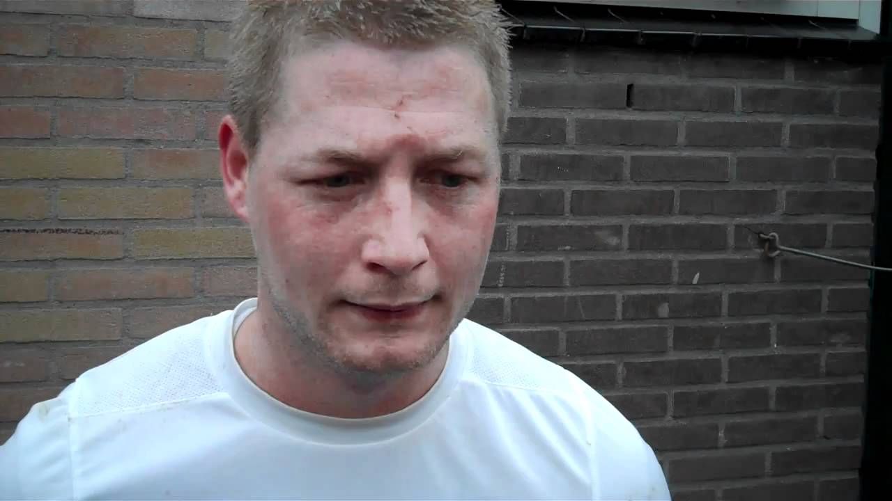 Barendrecht-speler Michael van Dommelen na de wedstrijd - YouTube